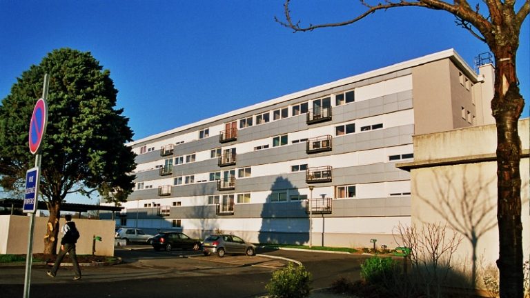 Visiter nos logements à Bourges - Crous Orléans-Tours